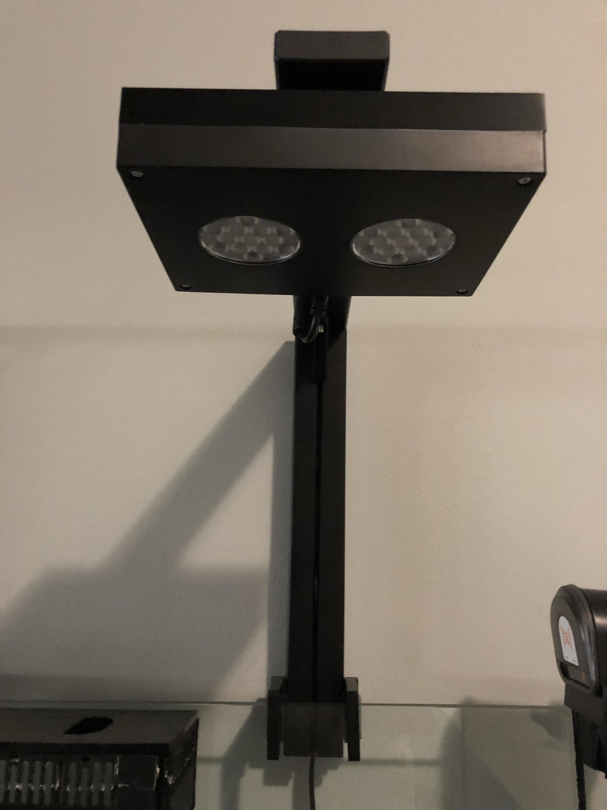 Hydra 26's HD and HMS Mounts - Hardware Classifieds - Nano-Reef Community