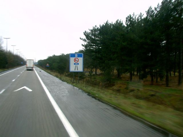 Do you know what these road signs mean ? - Motorhome Matters - Out ...