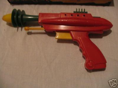 Pyrotomic Disintegrator Pistol - SPACE GUNS - Alphadrome | Home of the ...