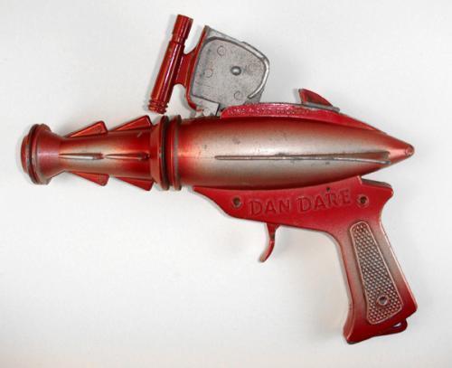 Dan Dare Cap Gun - SPACE GUNS - Alphadrome | Home of the Robots ...