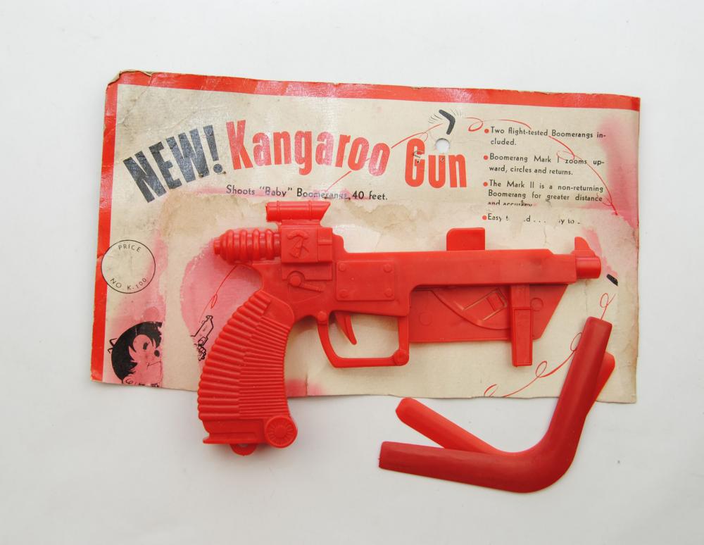 Unknown Ray Gun (Kangaroo Gun) - SPACE GUNS - Alphadrome | Home of the ...