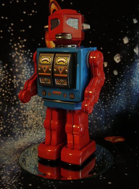 2008 Space Evil differences - NEW TO THE MARKET ROBOTS - Alphadrome ...