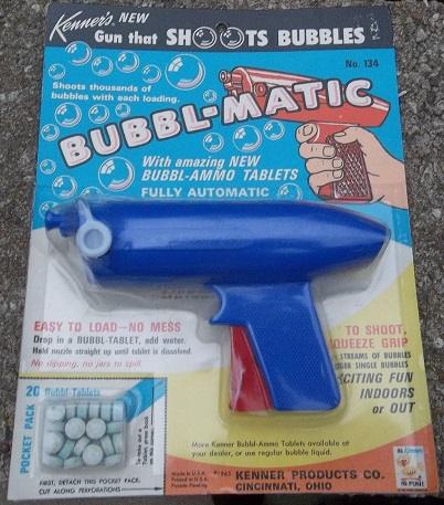 1965 - Bubbl-Matic Gun (Second Version) by Kenner - ROBOT & SPACE TOY ...