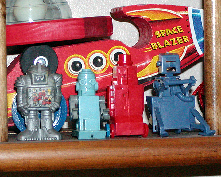 Lets see your favorite small vintage robots! - ROBOT TALK - Alphadrome ...