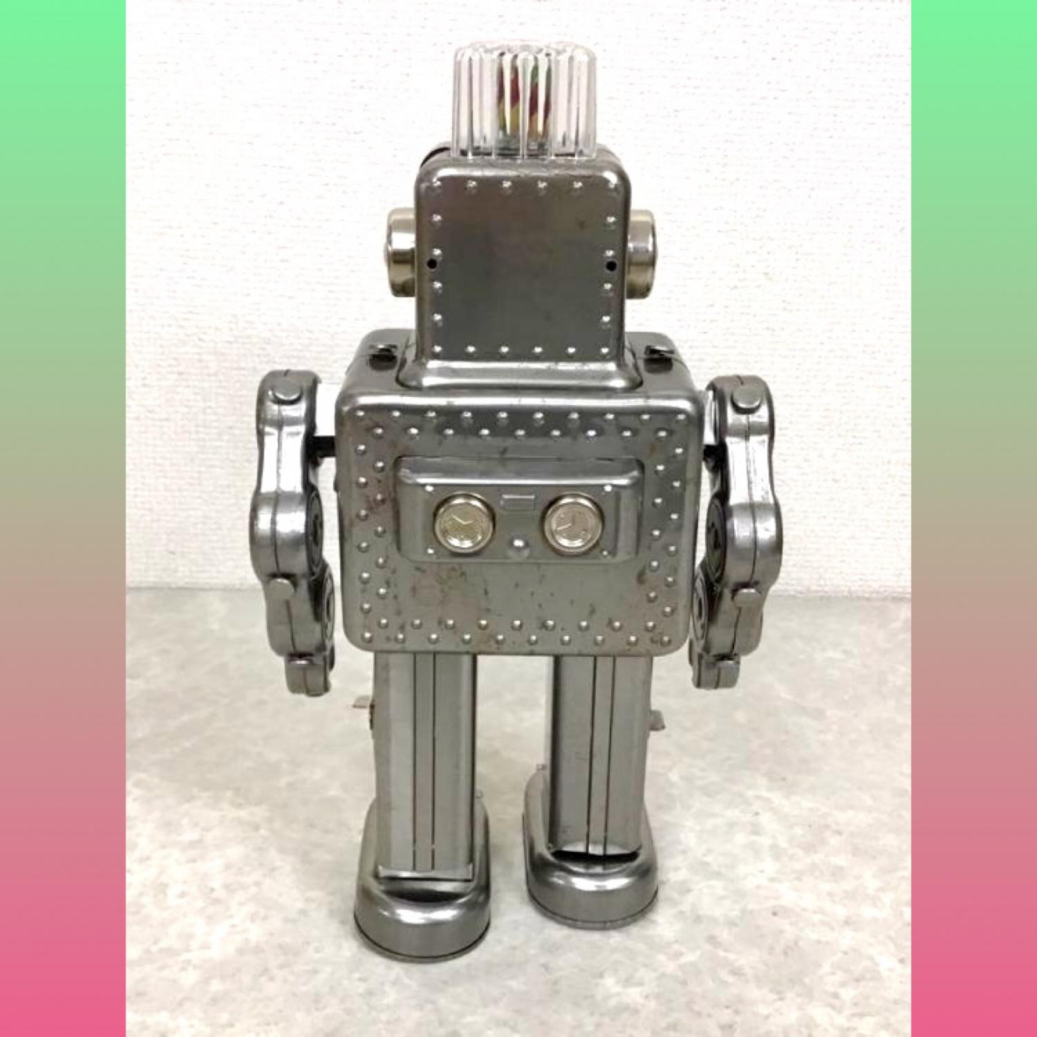 Chrome Smoker - ROBOT TALK - Alphadrome | Home of the Robots | brought ...