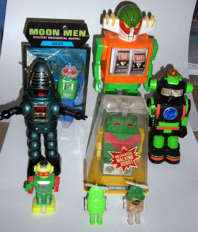 Green Robots (St Paddy's Day round-up) - ROBOT TALK - Alphadrome | Home ...