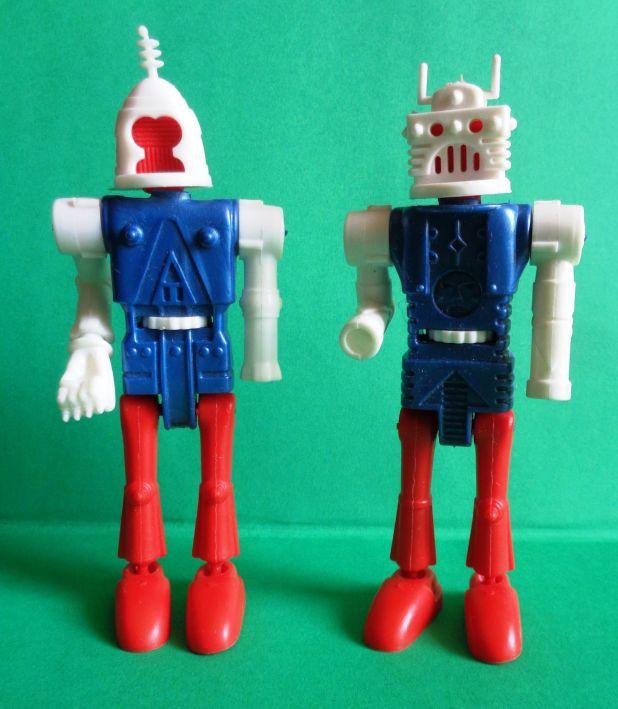 CGGC robots - SPACE PLASTIC - Alphadrome | Home of the Robots | brought ...