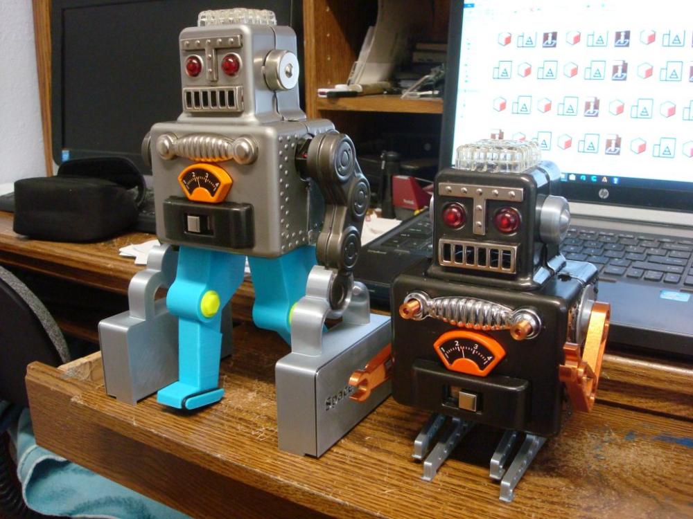 Two 3d printed and metal custom robots. - Riggbots - Alphadrome | Home ...
