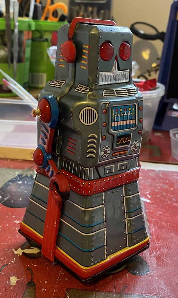 Restoration of Yoshiya Atom Robot. - NEW TO THE MARKET ROBOTS ...