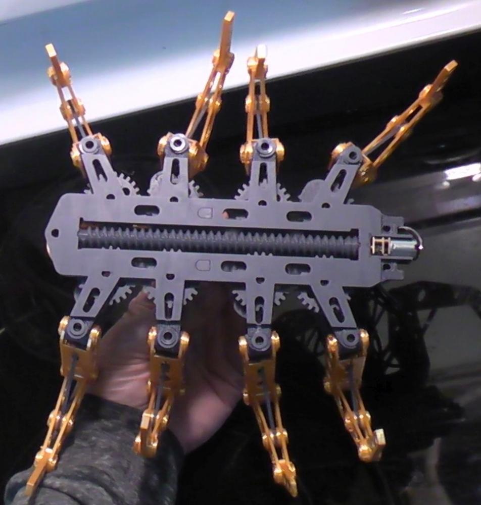 8 legs, Octo-bot robot you can build. - 3D PRINTED ROBOTS - Alphadrome ...