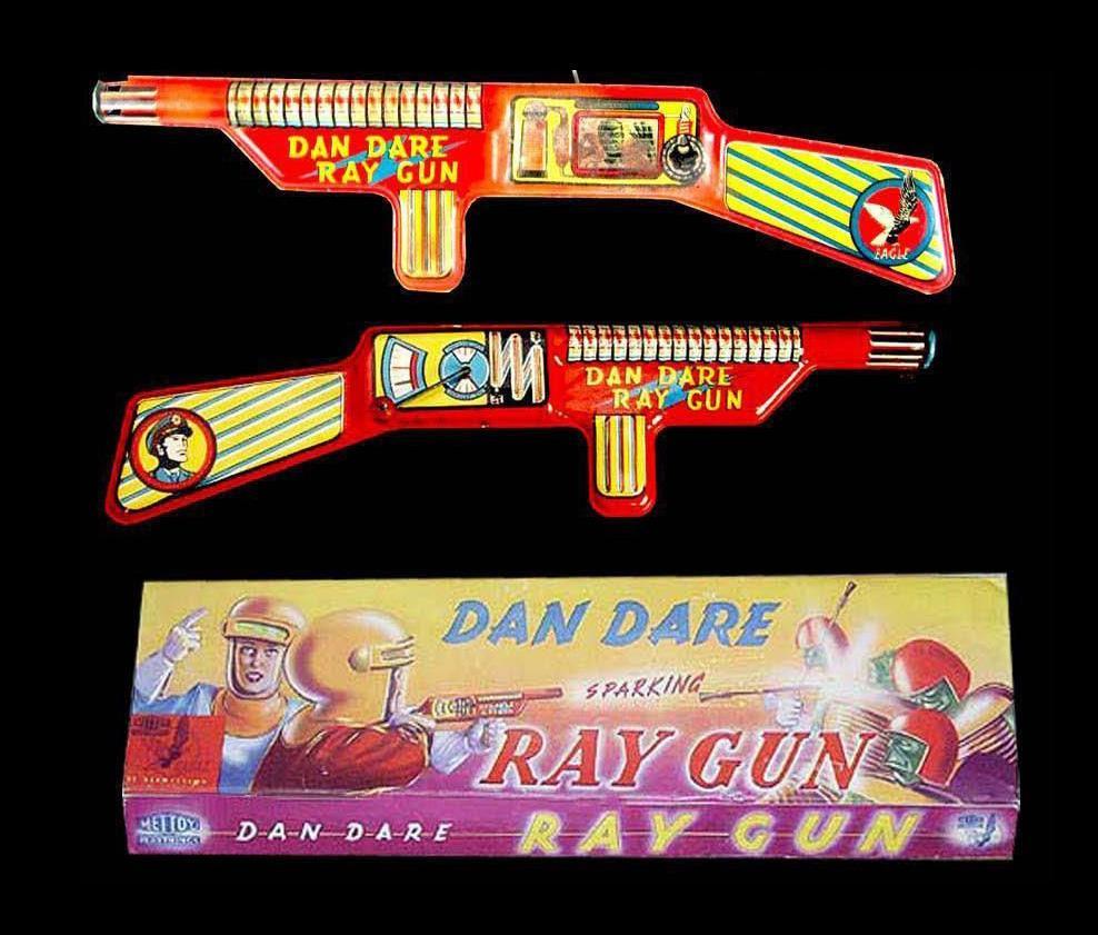 DAN DARE RAY GUN - METTOY - ENGLAND 1951 - Toy Database - Alphadrome ...