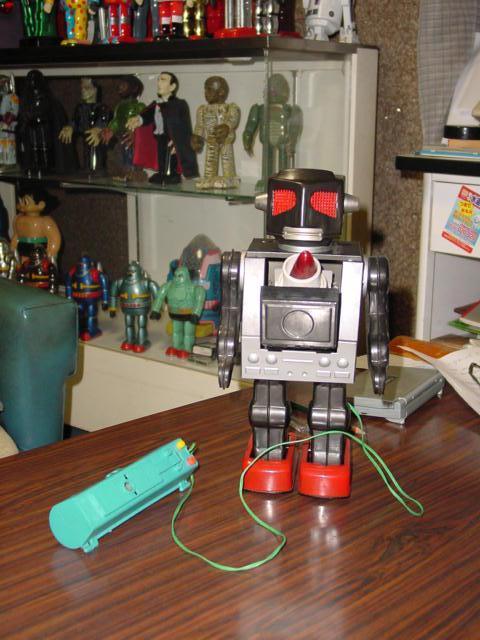 Horikawa "rocket Robot" Prototype - ROBOT TALK - Alphadrome | Home of ...