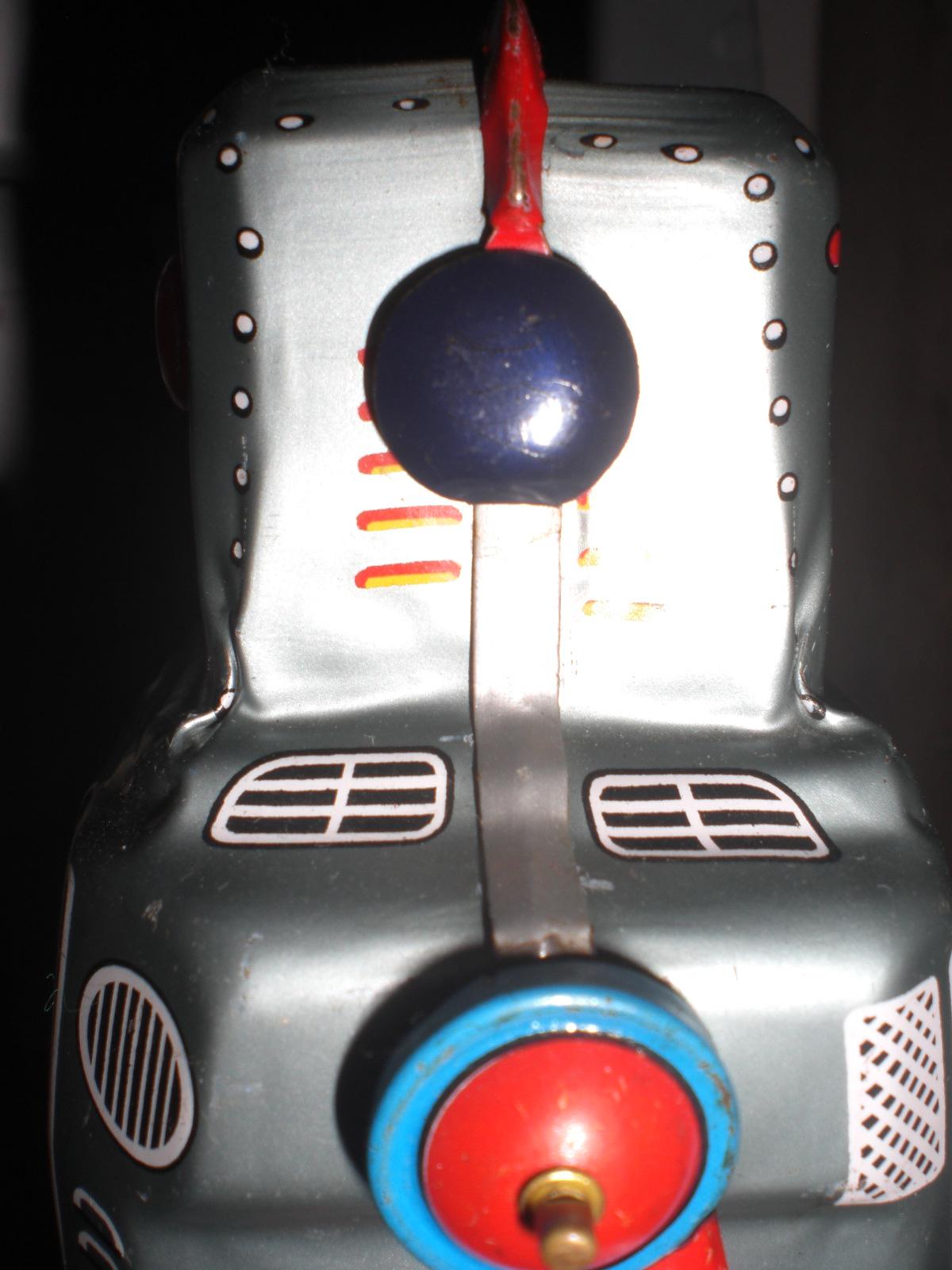 K.O. atom robot variations - ROBOT TALK - Alphadrome | Home of the ...