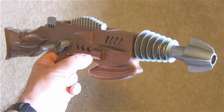 The Pyrotomic Disintegrator Rifle - SPACE GUNS - Alphadrome | Home of ...