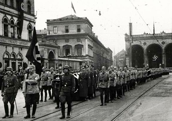 Blood Order / Blutorden special uniform - Germany: Third Reich ...