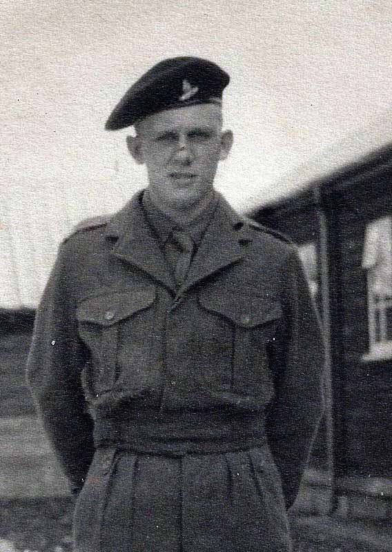 Unknown Regiment - Great Britain: Militaria: Badges, Uniforms ...