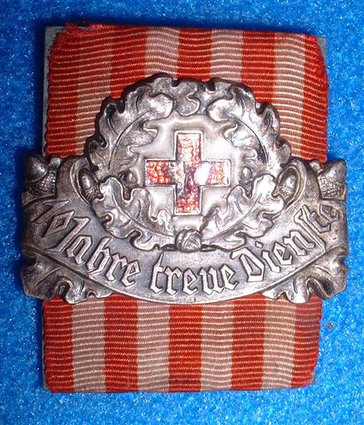 Unknown WW1 or Weimar Red Cross badge - Germany: Imperial: The Orders ...