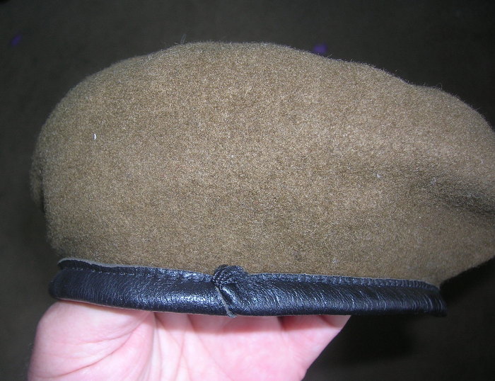 Help with berets - Great Britain: Militaria: Badges, Uniforms ...