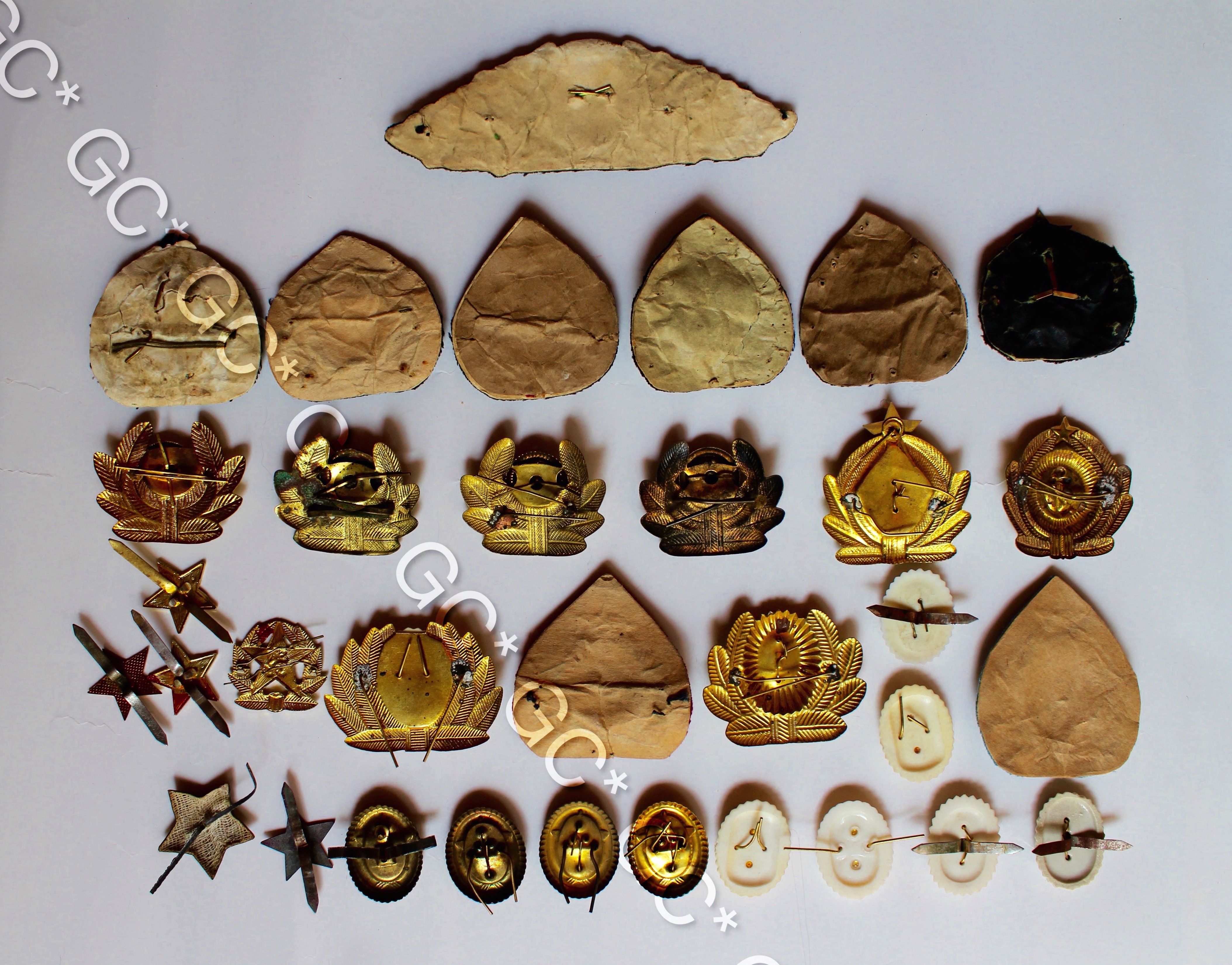 My collection of Bulgarian cap badges, 1944-1991 - Central & Eastern ...