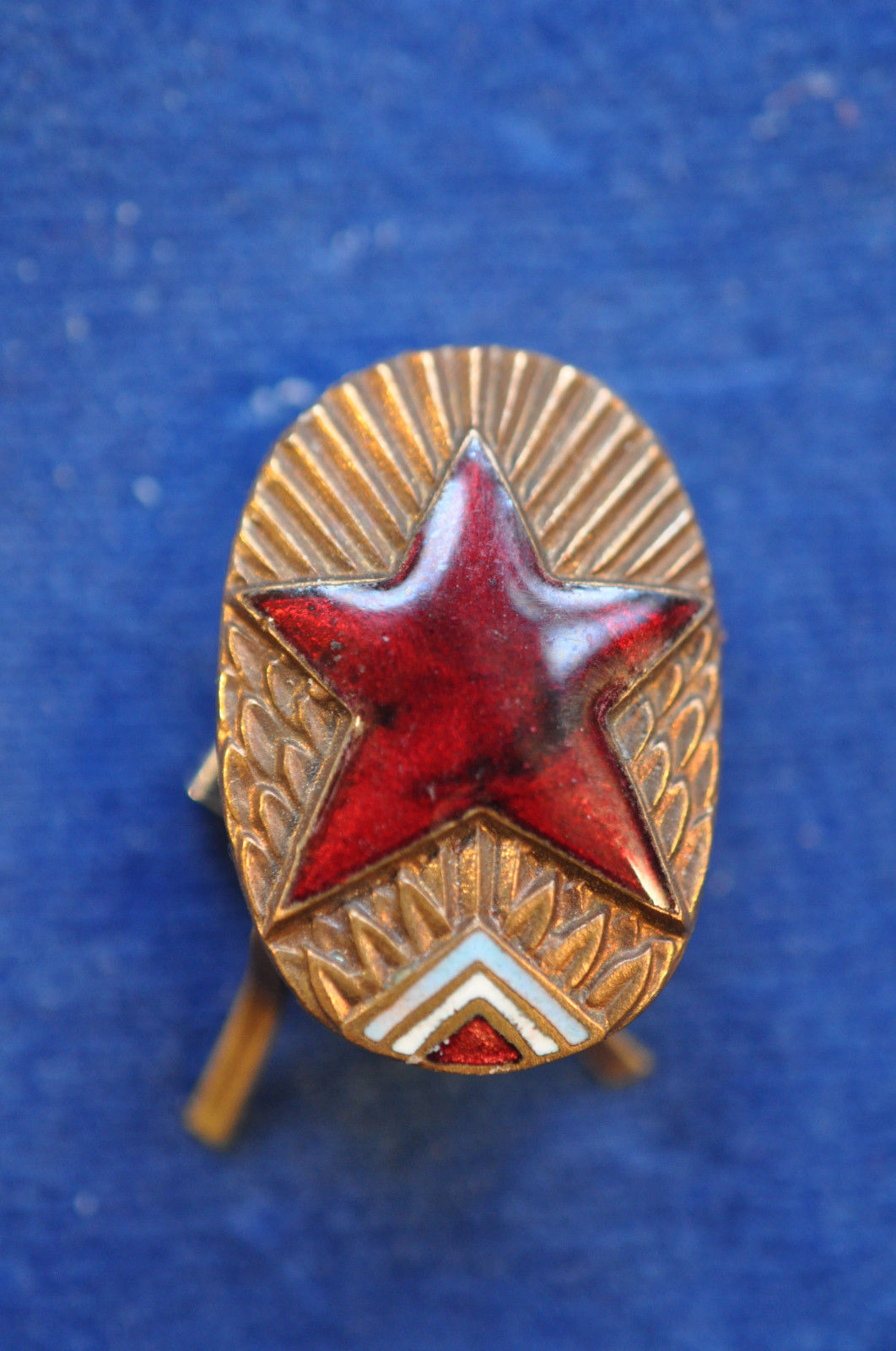 My Collection of Yugoslav cap badges, 1941-1991 - Southern European ...