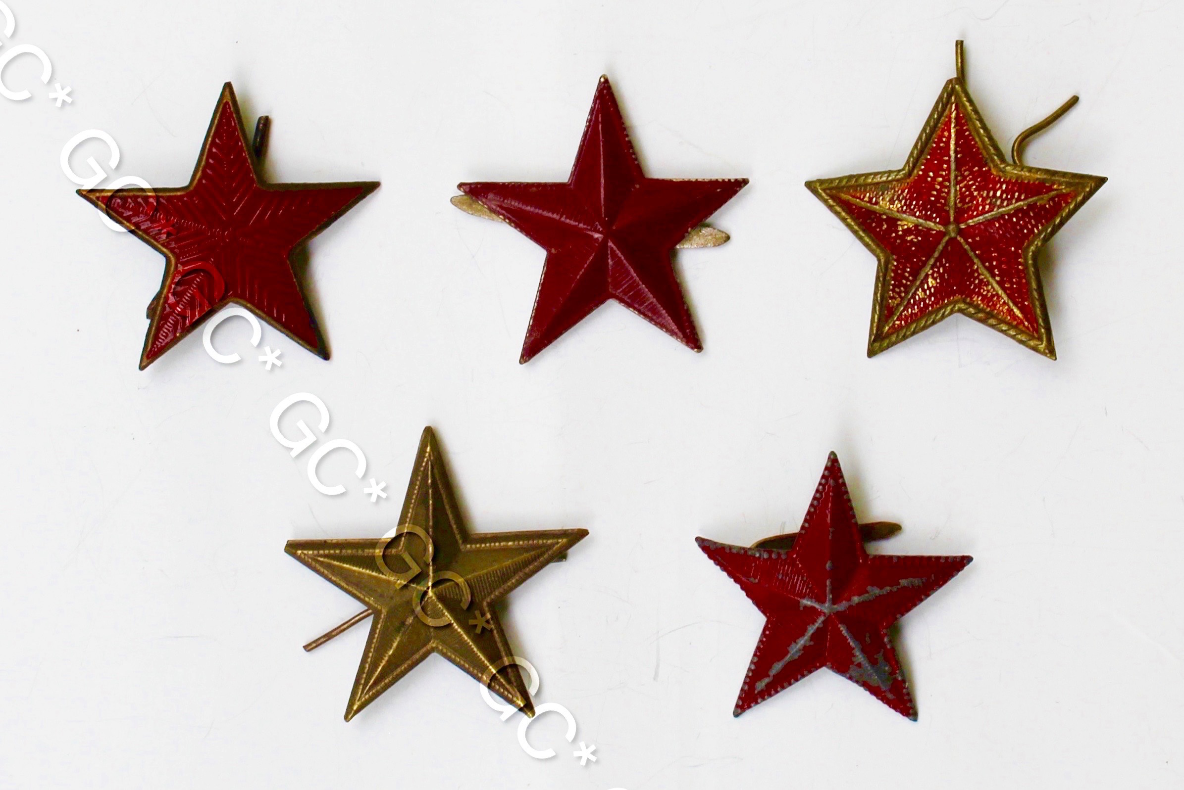 My collection of cap badges of the Second Spanish Republic armed forces ...
