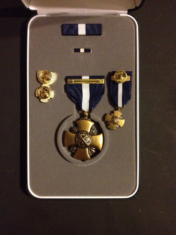 US NAVY CROSS - United States of America - Gentleman's Military ...