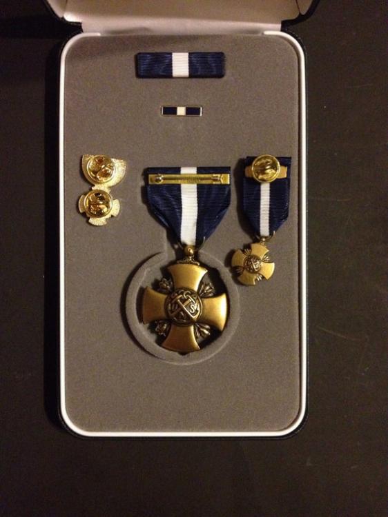 US NAVY CROSS - United States of America - Gentleman's Military ...