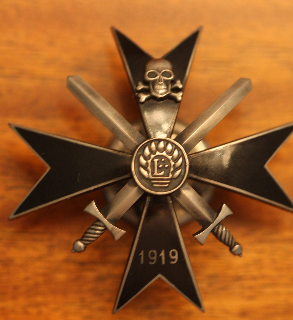 Latvia Partisan Badge - Northern European & Baltic States - Gentleman's ...