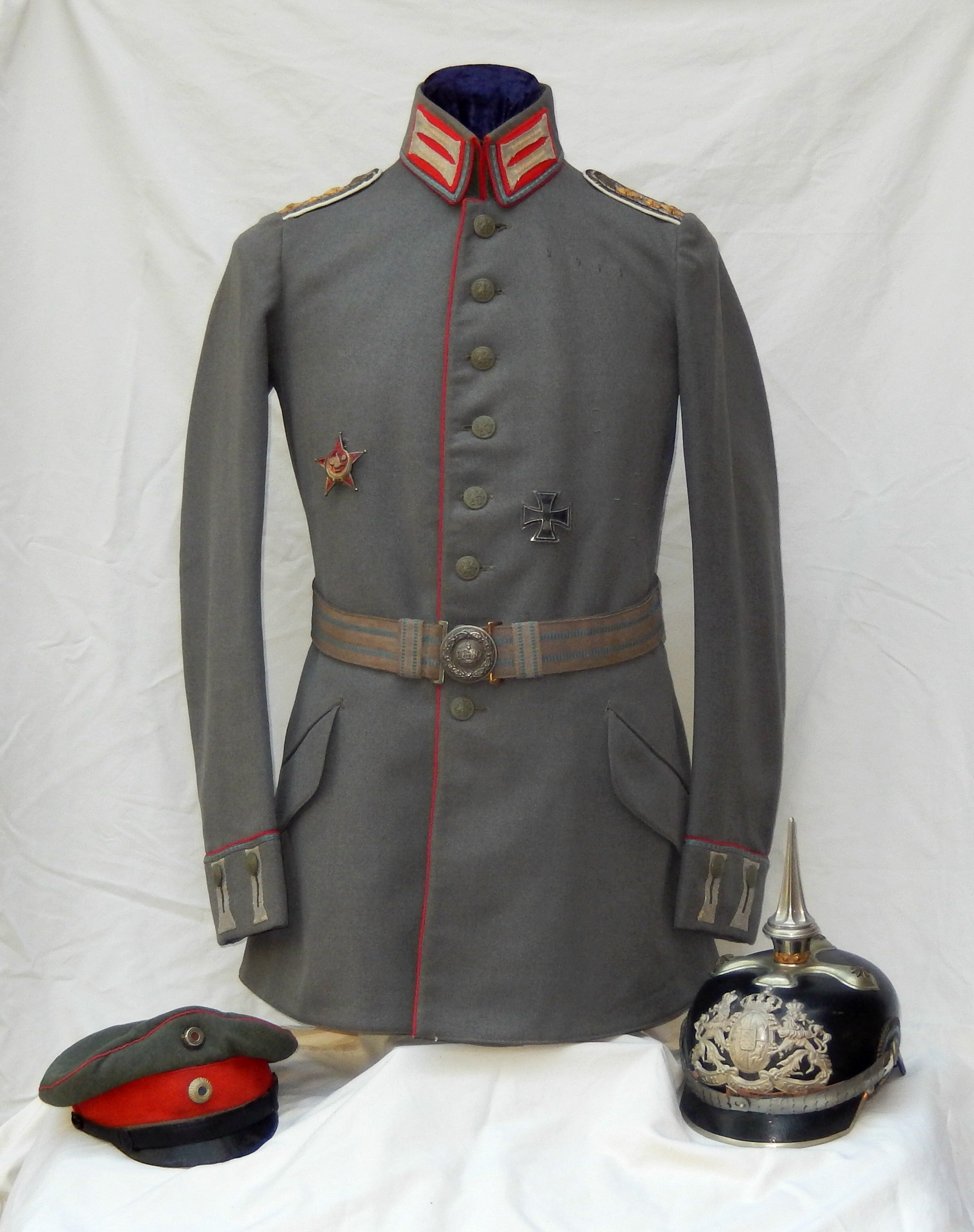 Some Leibregiment Insignia - Germany: Imperial: Uniforms, Headwear ...