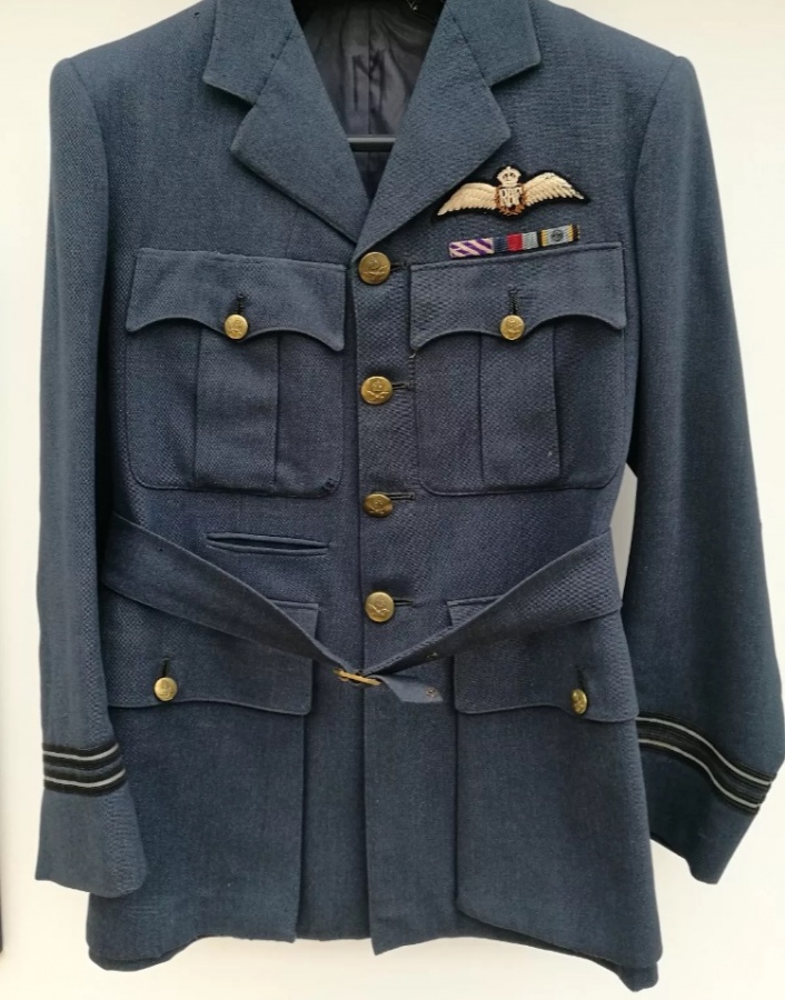 Ww2 RAF uniform - Great Britain: Militaria: Badges, Uniforms ...