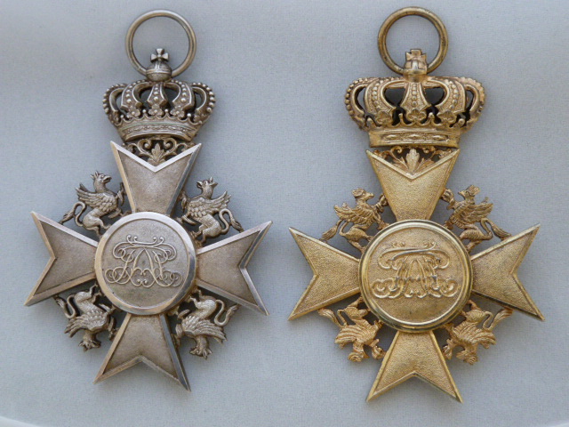 House Order of the Wendish Crown Knight's Cross - Germany: Imperial ...