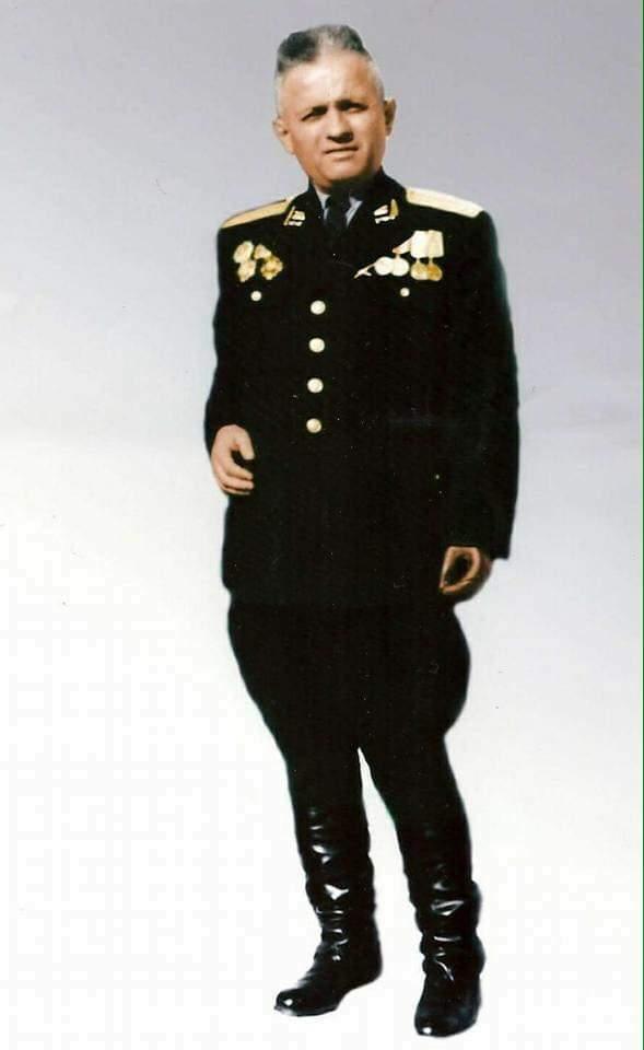 Albanian military uniforms - Southern European & Balkan States ...
