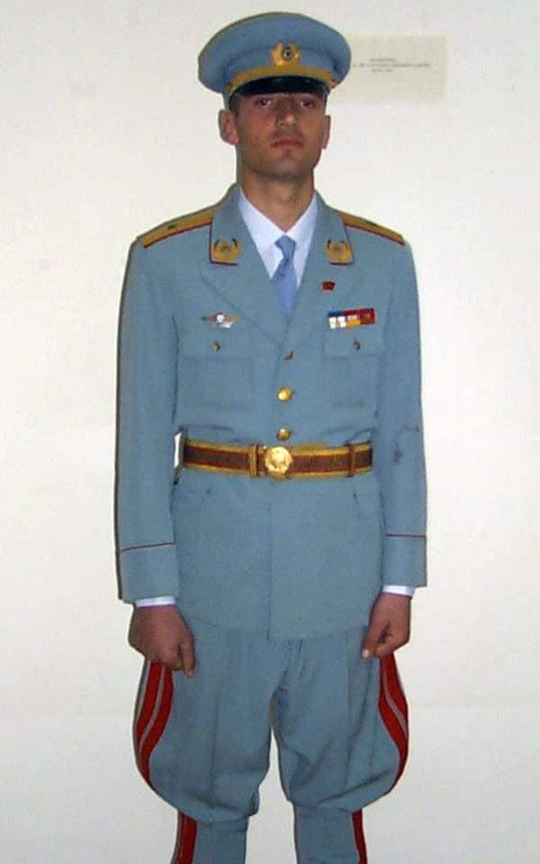 Albanian military uniforms - Southern European & Balkan States ...