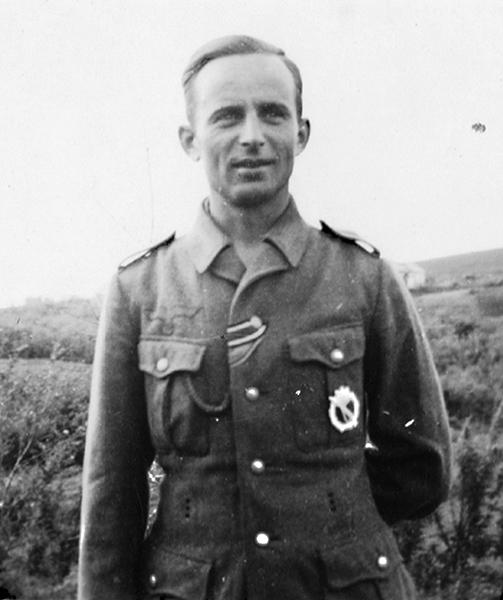 1942 Uniform question - Wehrmacht Medals, Decorations & Awards ...