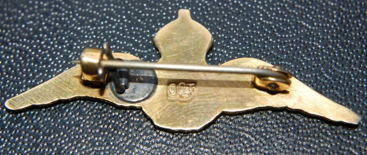 RAF Badge - to identify? - Great Britain: Militaria: Badges, Uniforms ...