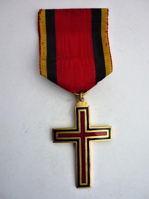 A German Cross? - Germany: Post 1945: Bundesrepublik & DDR - Gentleman ...