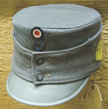 Single-Button Bergmütze with Unknown Insignia - Germany: Imperial ...
