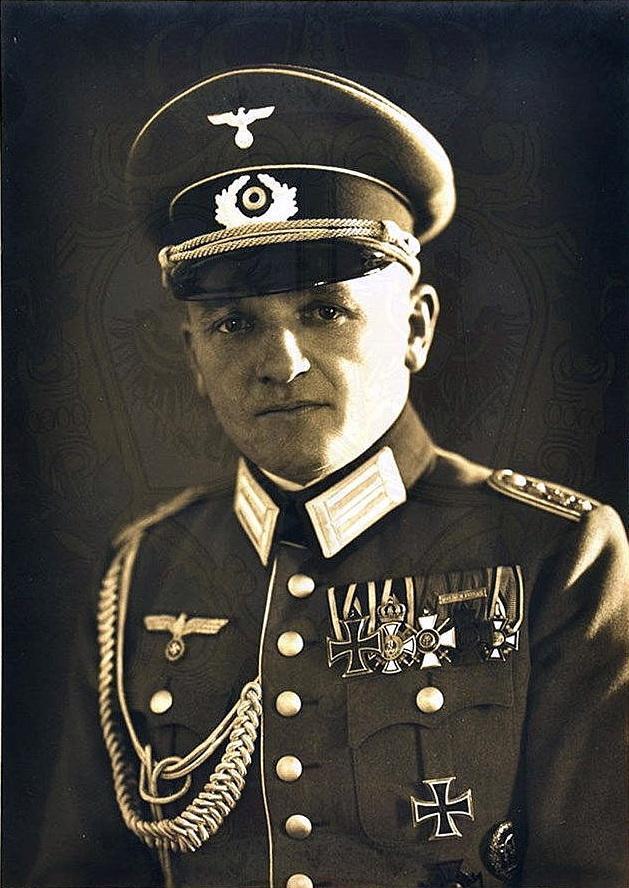 Database with photos of officers showing their knight cross with X of ...