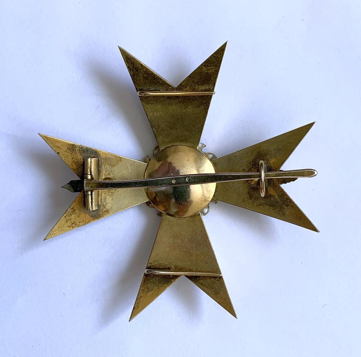 Unknown cross. - France - Gentleman's Military Interest Club