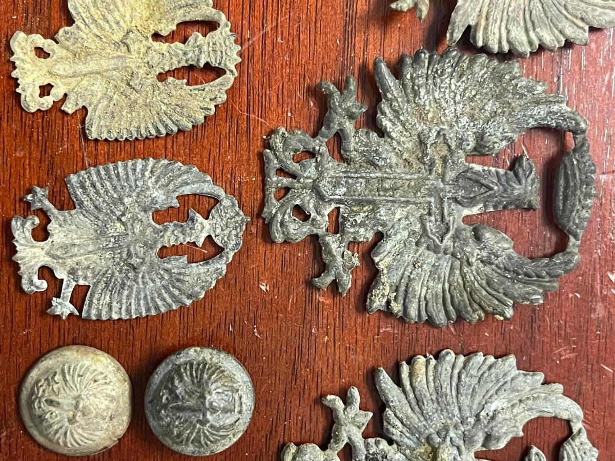 unknown dug Spanish insignia and buttons. Help? - Spain - Gentleman's ...