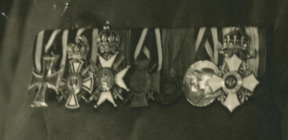 Database with photos of officers showing their knight cross with X of ...