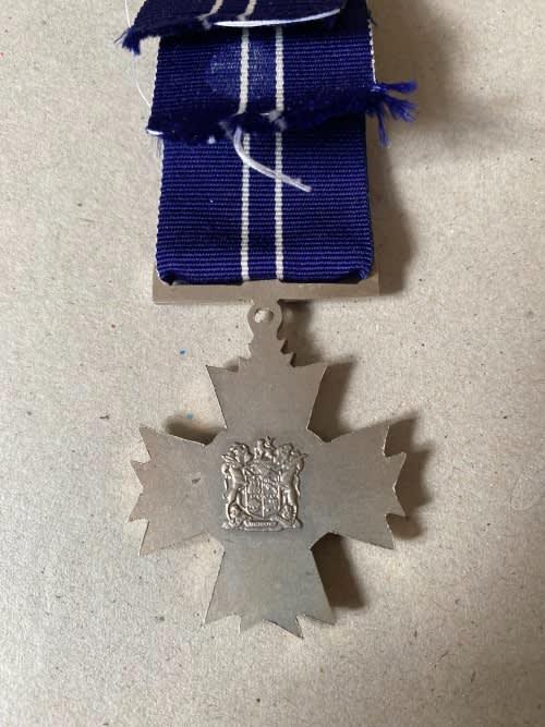 Is this a real Southern Cross Decoration or a fake ?? - Africa ...