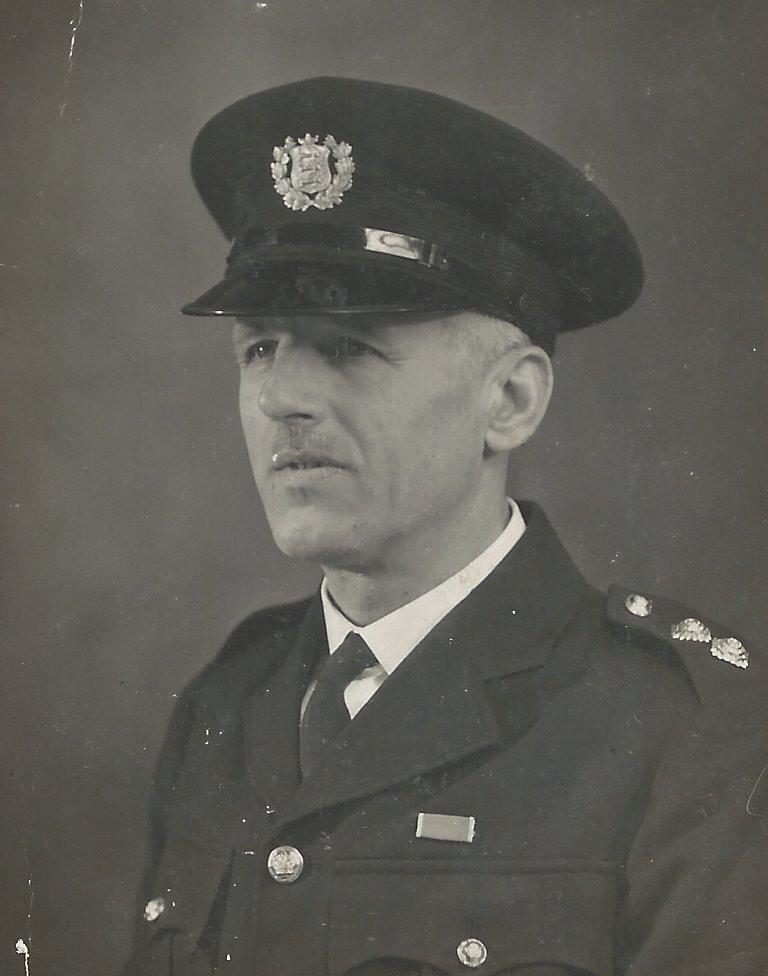 Channel Islands Police WW2 Defence Medal. - Great Britain: British ...