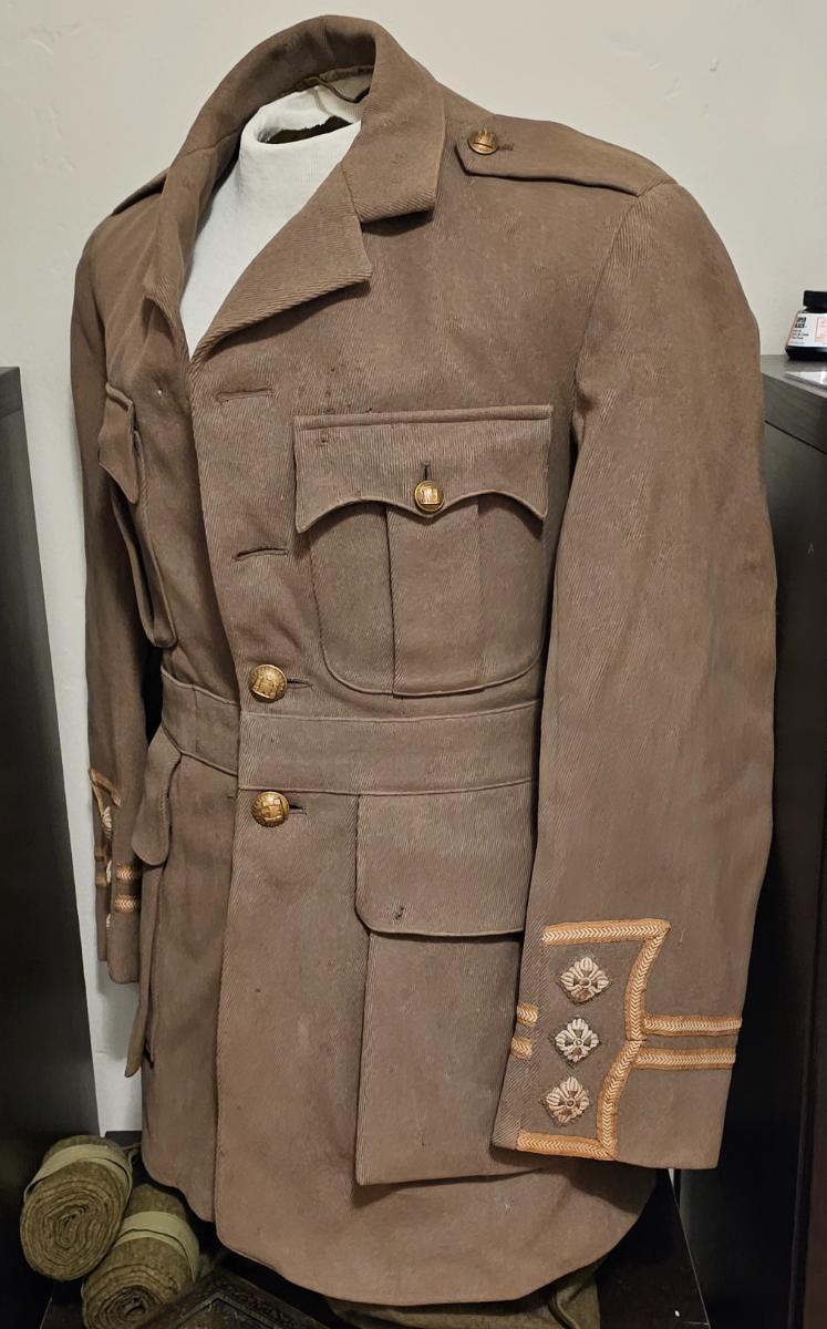 Inniskilling Fusiliers cuff rank tunic - Great Britain: Militaria ...