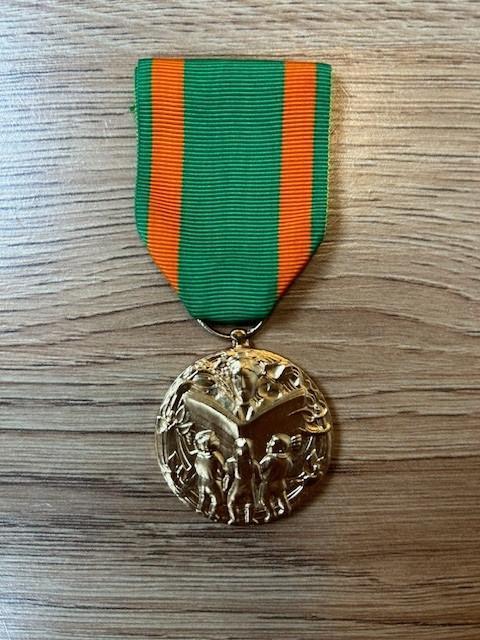2 Belgian medals (Pro Patria + Commemorative) and maybe a third ...
