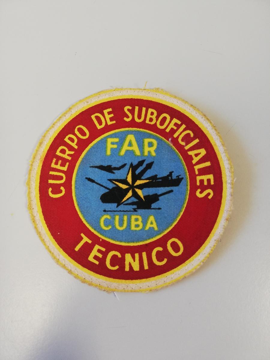 Various patches / insignia - Republic of Cuba - Gentleman's Military ...
