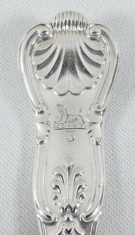 Help identifying regimental insignia - Great Britain: Militaria: Badges ...