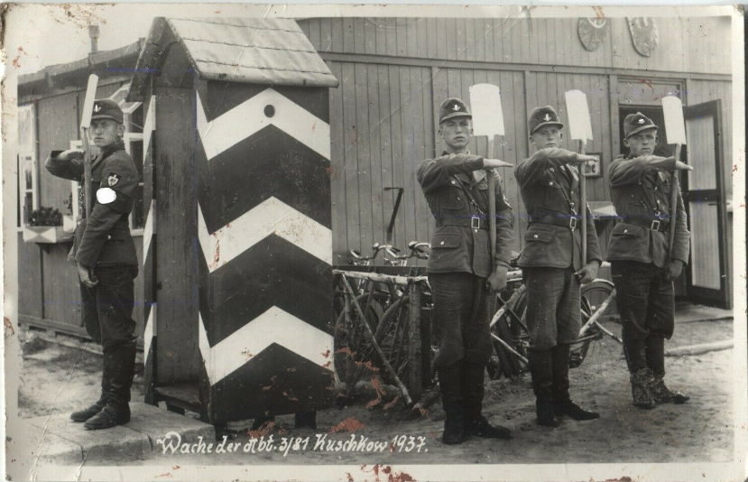 Reichsarbeitsdienst Sentry House - Germany: Third Reich: Research ...