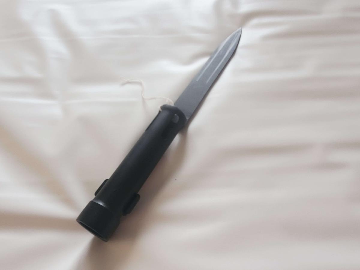 FAL Type C Socket Bayonet - Swords & Edged Weapons - Gentleman's ...