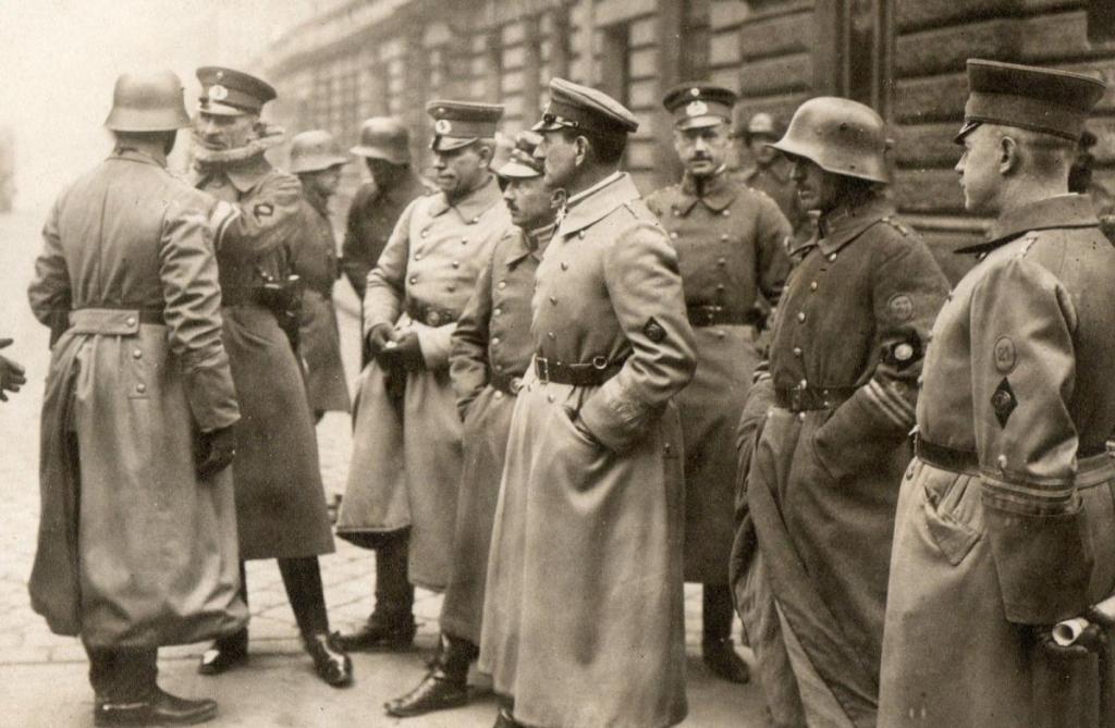 Freikorps von Epp officer ranks insignia - Germany: Weimar Republic ...